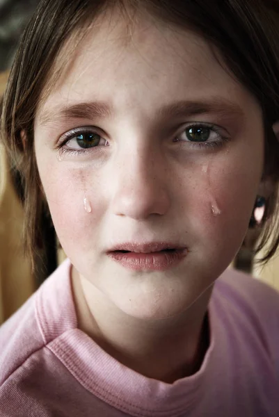 Heartbreaking child images libres de droit, photos de Heartbreaking child | Depositphotos