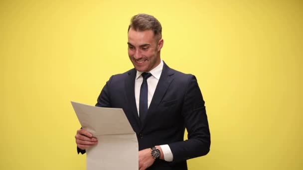 Vidéos pour Gifle au visage, Gifle au visage clips vidéo HD / 4K ...