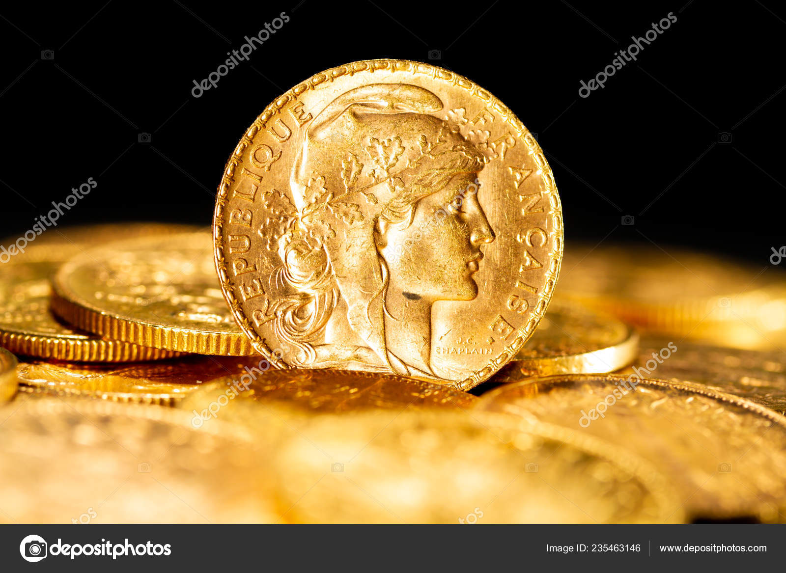 Real Gold Coins Dark Background Stock Photo by ©netfalls 235463146