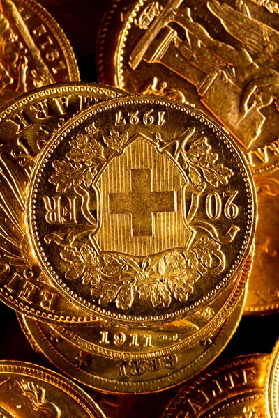 Valuing gold Stock Photos, Royalty Free Valuing gold Images | Depositphotos