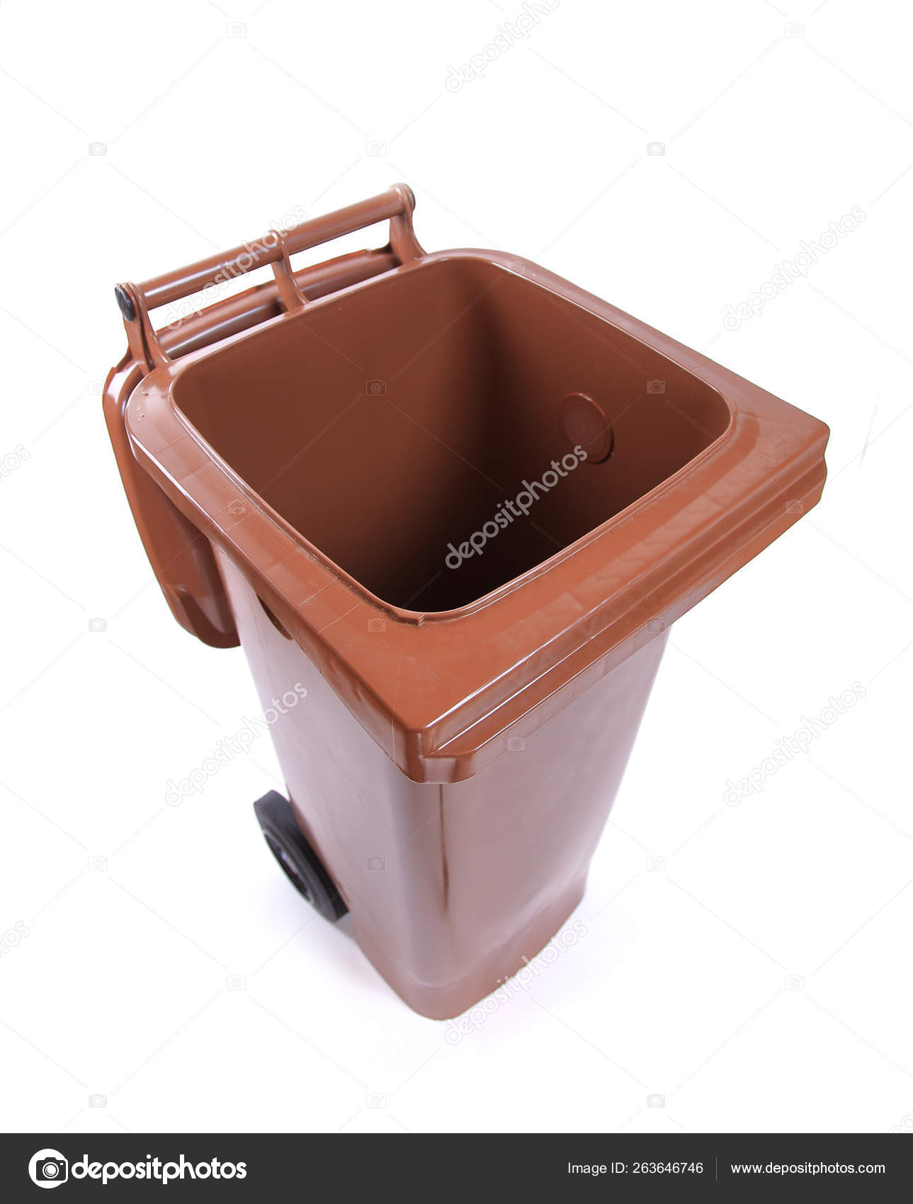 Recycling Isolated Bin Biodegradable Waste Stock Photo by ©joruba75 ...