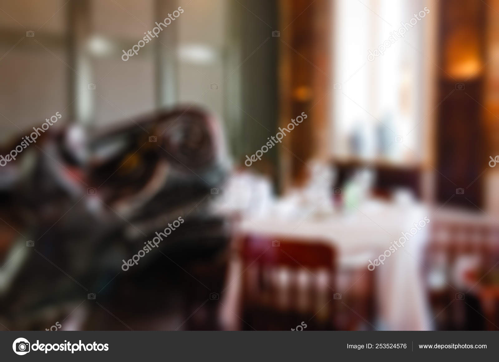 Restaurant blur background Stock Photo by ©nikitabuida 253524576