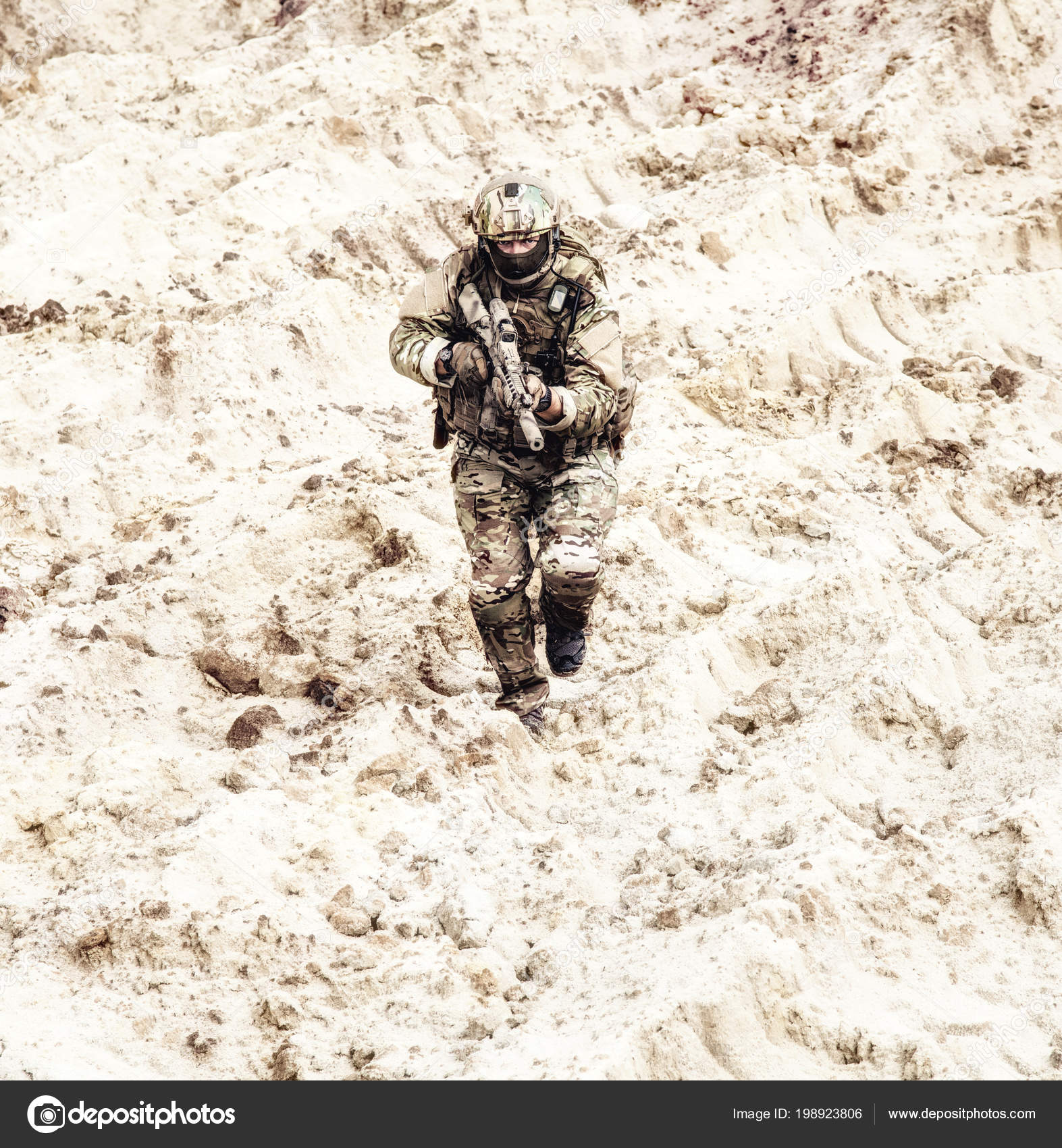 Army ranger running during offensive in desert Stock Photo by ©zabelin ...
