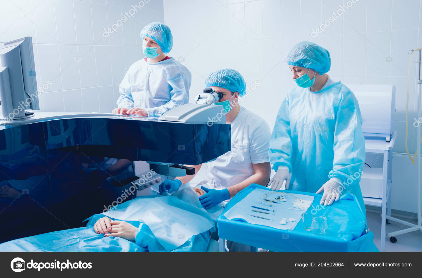Patient Team Surgeons Operating Room Ophthalmic Surgery — Stock Photo ...