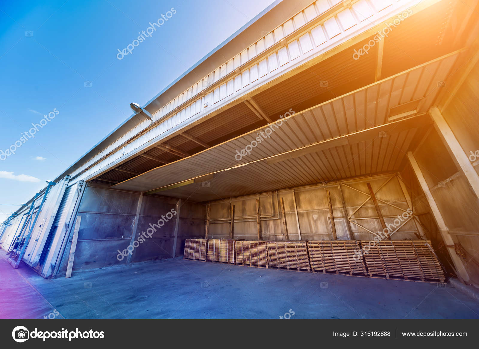 Lumber Ready Loading Dry Kiln Wood Drying Containers Stock Photo by ...