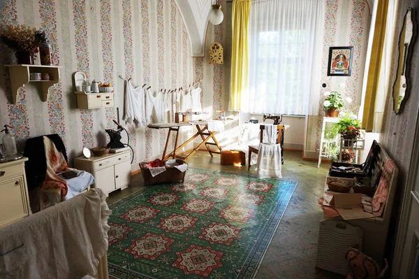 Old fashioned room Stock Photos, Royalty Free Old fashioned room Images ...