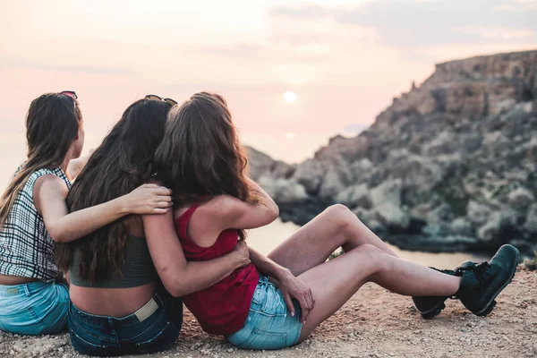 Three friends hugging Stock Photos, Royalty Free Three friends hugging Images | Depositphotos