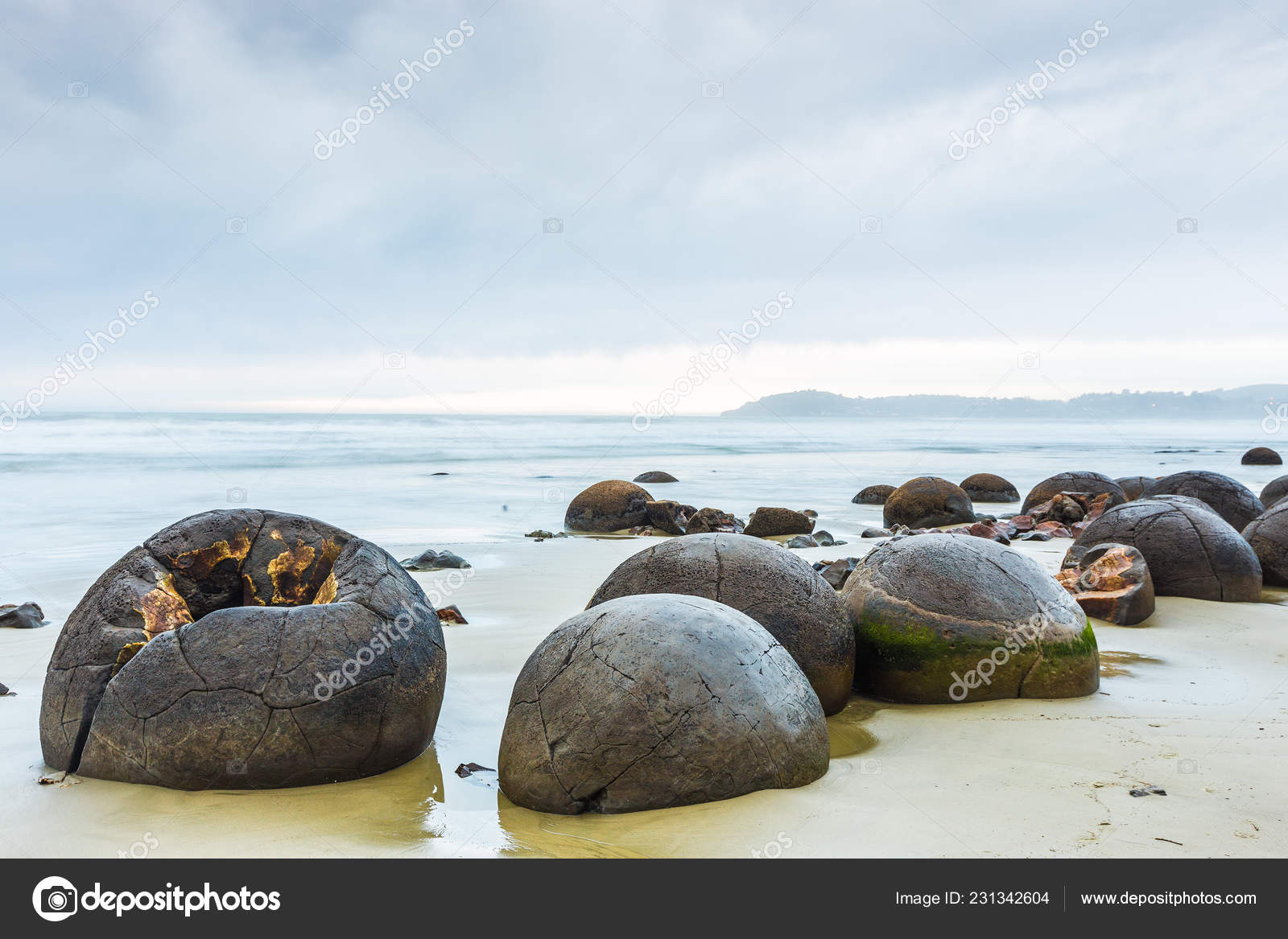 Moeraki Stones