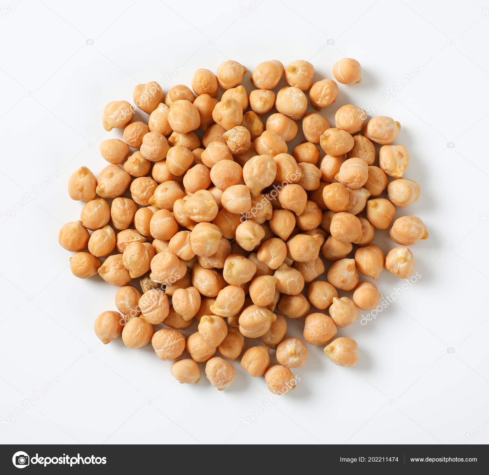 Pile Raw Chickpeas White Background — Stock Photo © ajafoto #202211474