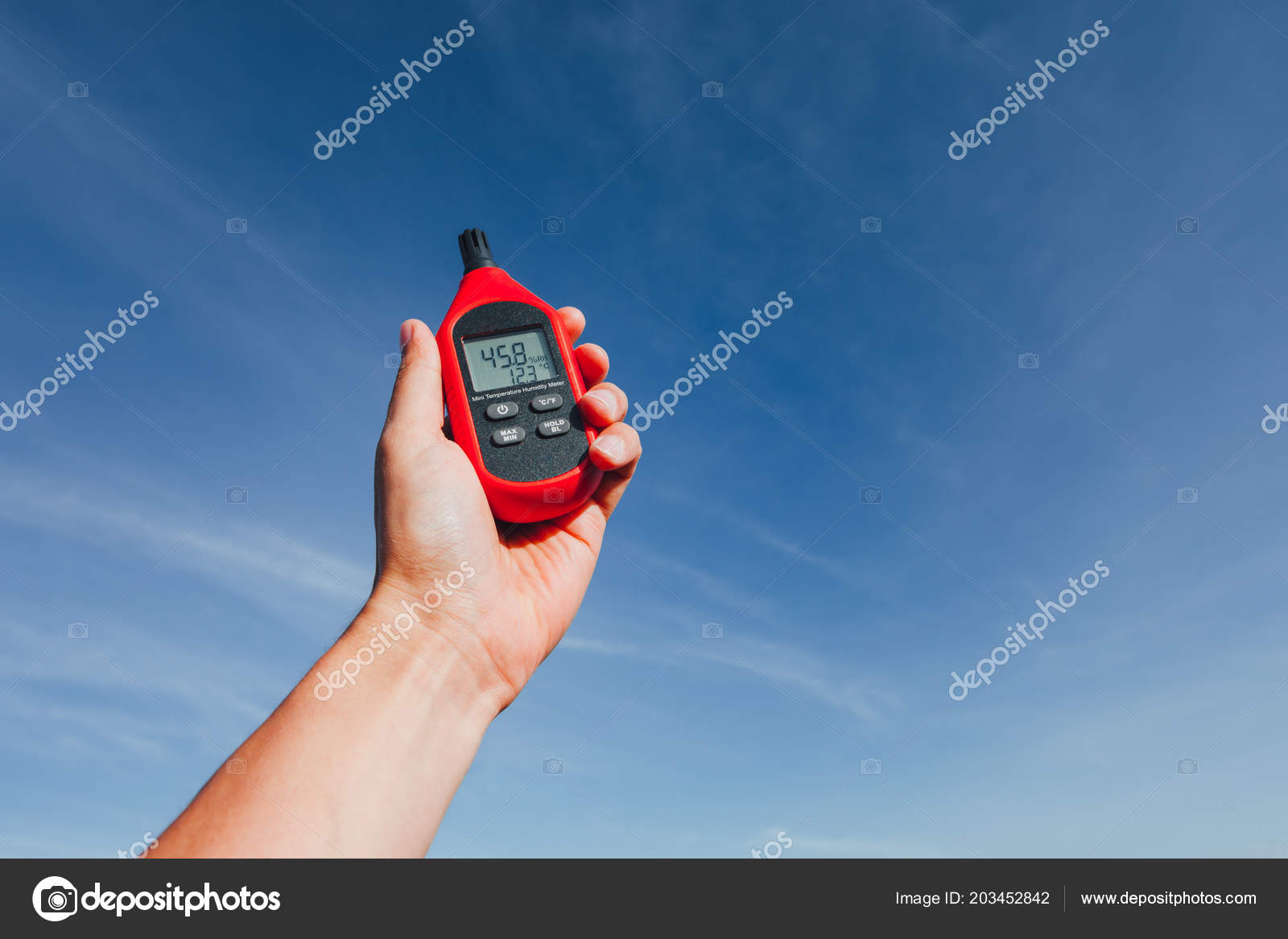 Portable Thermometer Hand Measuring Outdoor Air Temperature Humidity ...