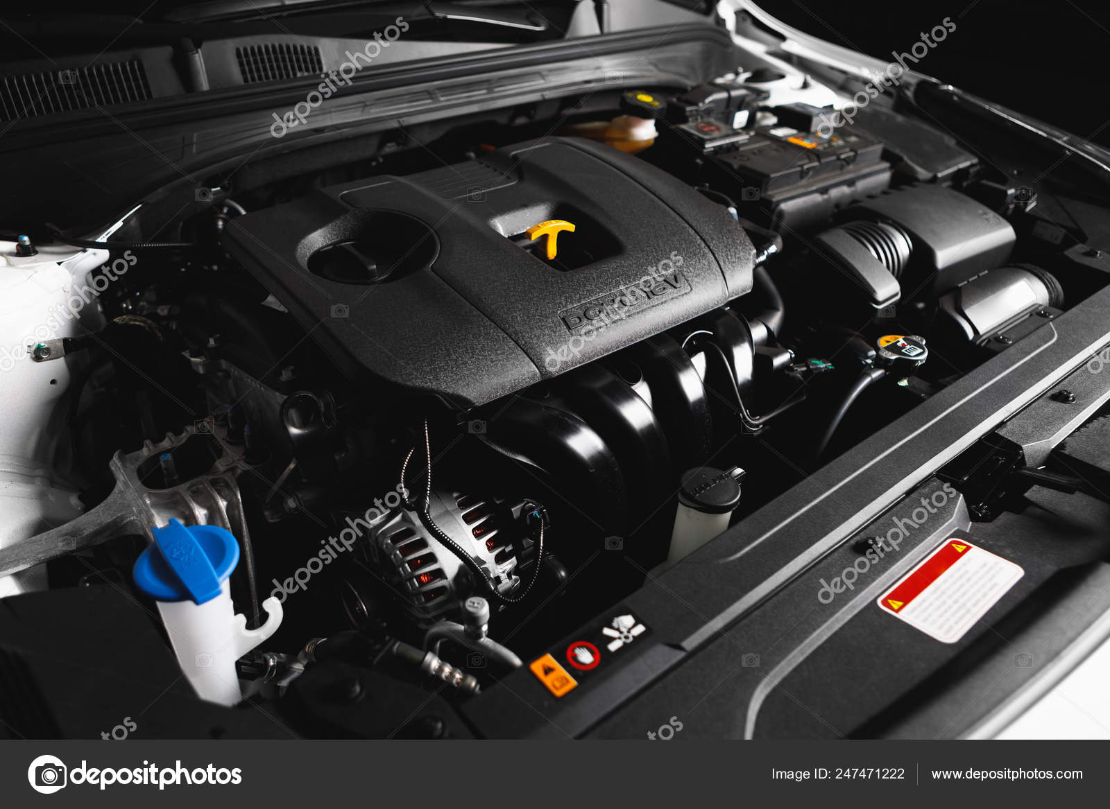 New car engine and parts Stock Photo by ©nikkytok 247471222