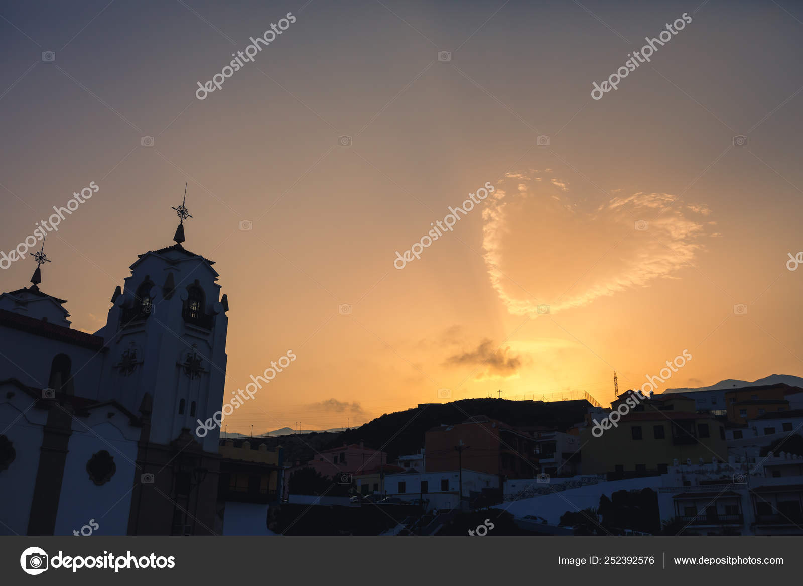 Heart shaped cloud and church silhouette at sunset — Stock Photo ...