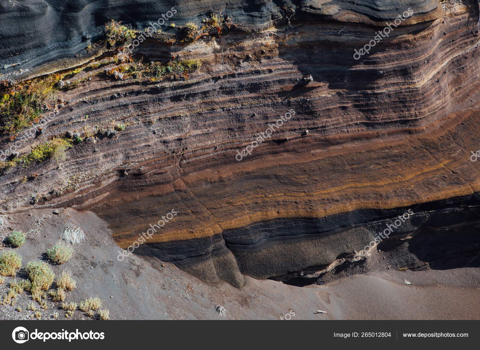 Stratum of Earth crust in cross-section, abstract background — Stock ...