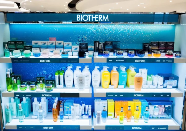 Fotos de Biotherm, Imagens de Biotherm sem royalties | Depositphotos