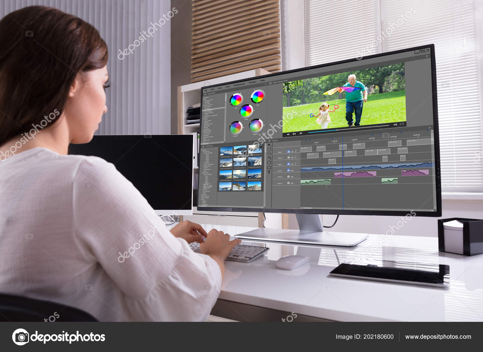 Young Female Editor Editing Video Computer Office — Stock Photo ...