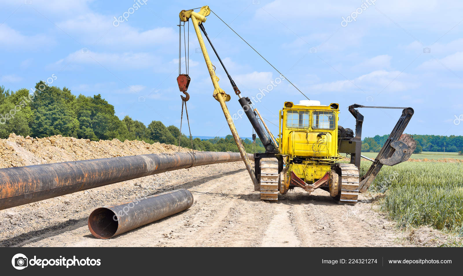 Pipe Layer Repair Pipeline Stock Photo by ©smereka 224321274
