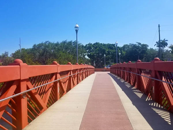 Historic pineapple bridge Stock Photos, Royalty Free Historic pineapple ...