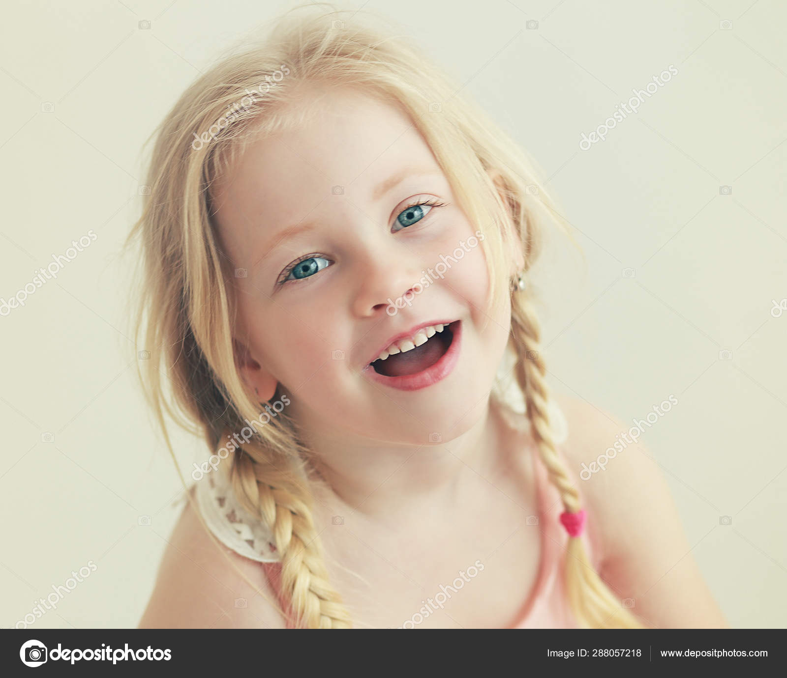 Beautiful Smiling Little Girl Looking Camera — Stock Photo © lenanet #288057218