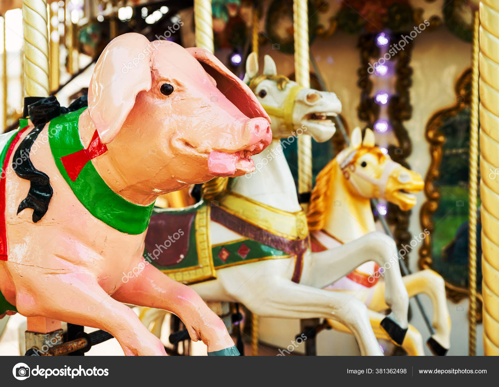 Vintage carousel pig Stock Photo by ©dutourdumonde 381362498