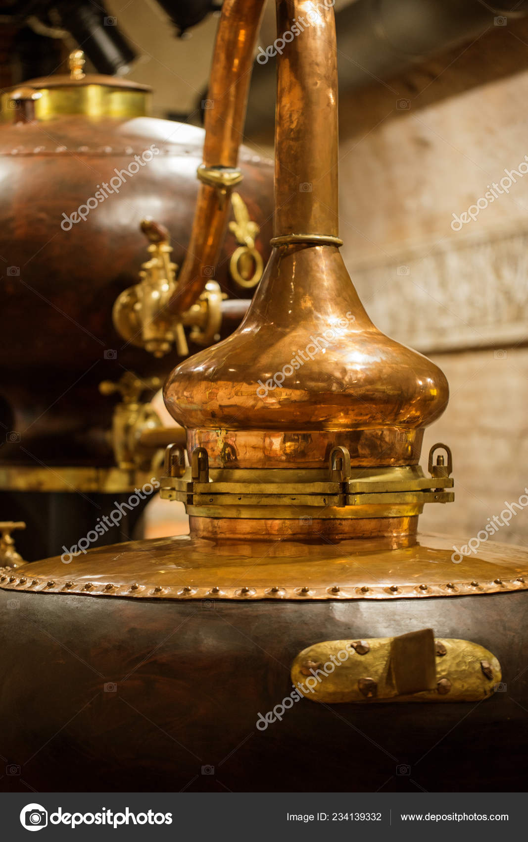 Medieval Traditional Distiller Cube Made Copper Production Alcohol ...