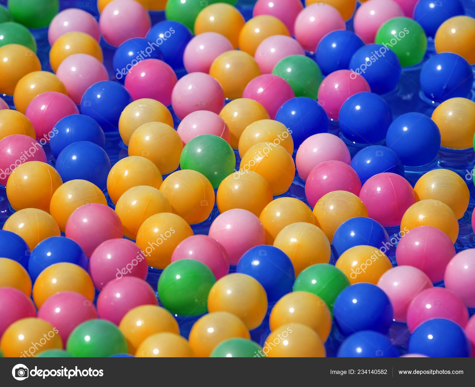 Modern Blue Water Pool Floating Multi Colored Plastic Balls ...