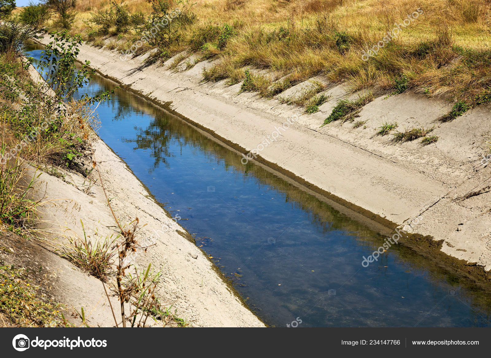 Old Drying Irrigation Channel Remains Water Bottom Canal Blockade Water ...