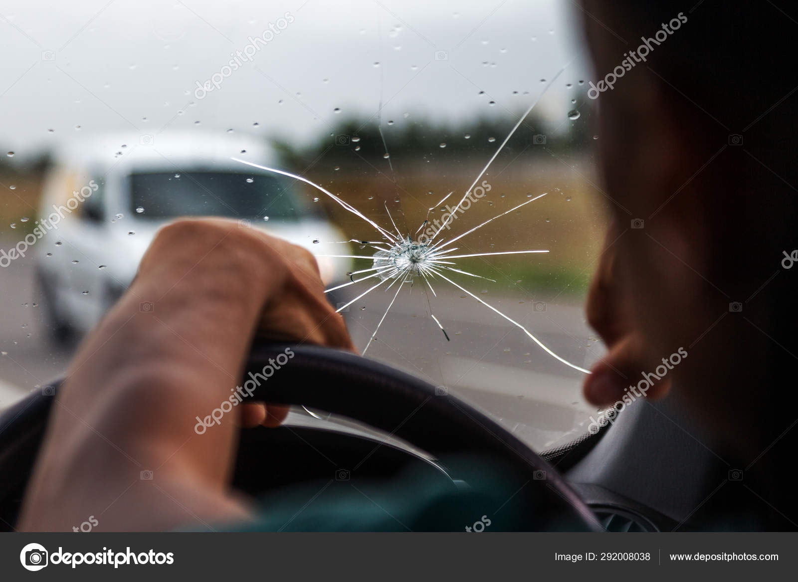 Broken Windshield Car Web Radial Splits Cracks Triplex Windshield ...
