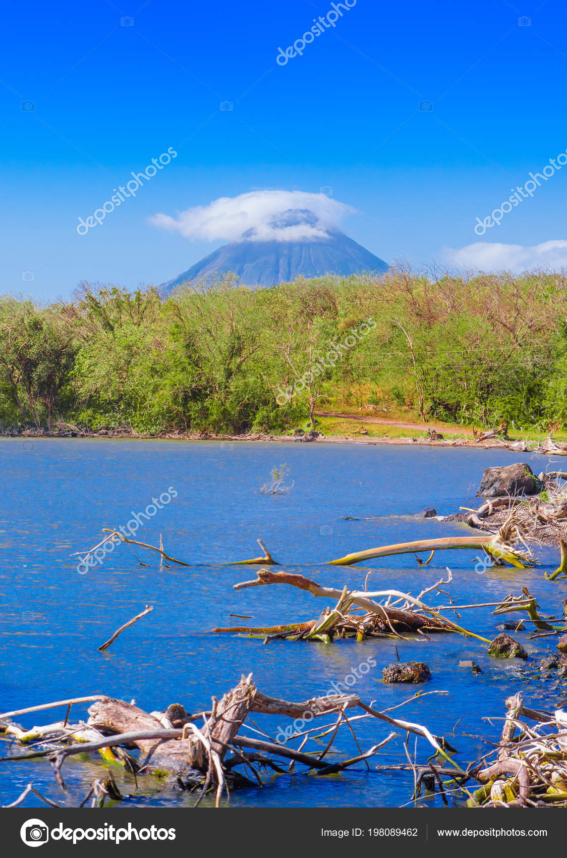 Volcan Concepcion, Isla Ometepe in Nicaragua. View from the ferry with ...