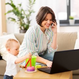 Busy mom Stock Photos, Royalty Free Busy mom Images | Depositphotos
