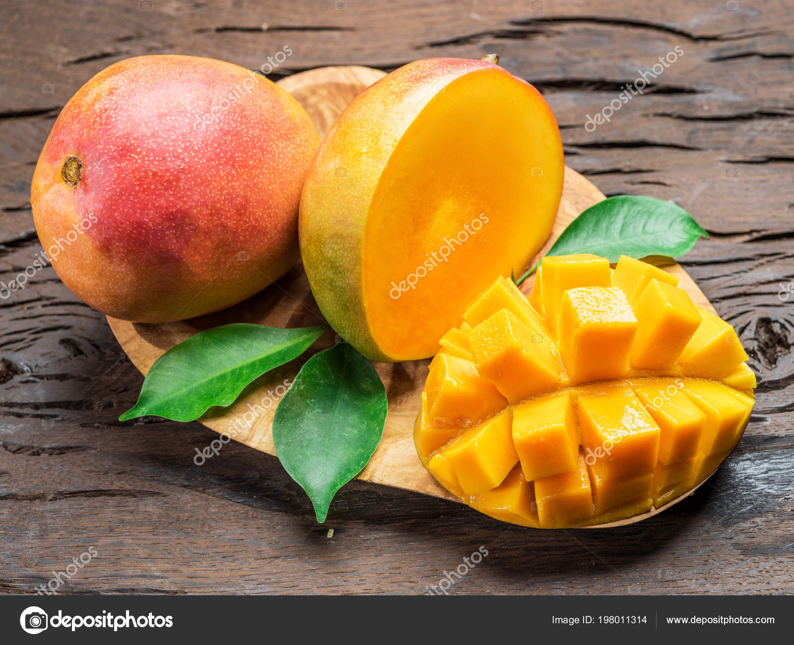Mango Fruits Mango Slices Old Wooden Table Stock Photo by ©Valentyn ...