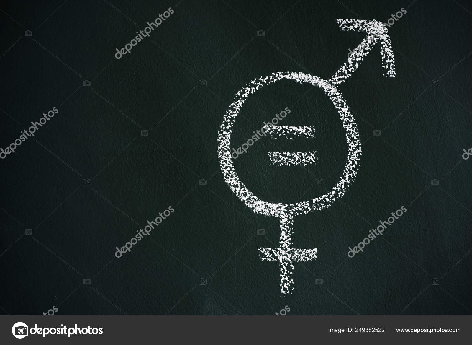 Symbol for gender equality on a chalkboard — Stock Photo © nito103 ...