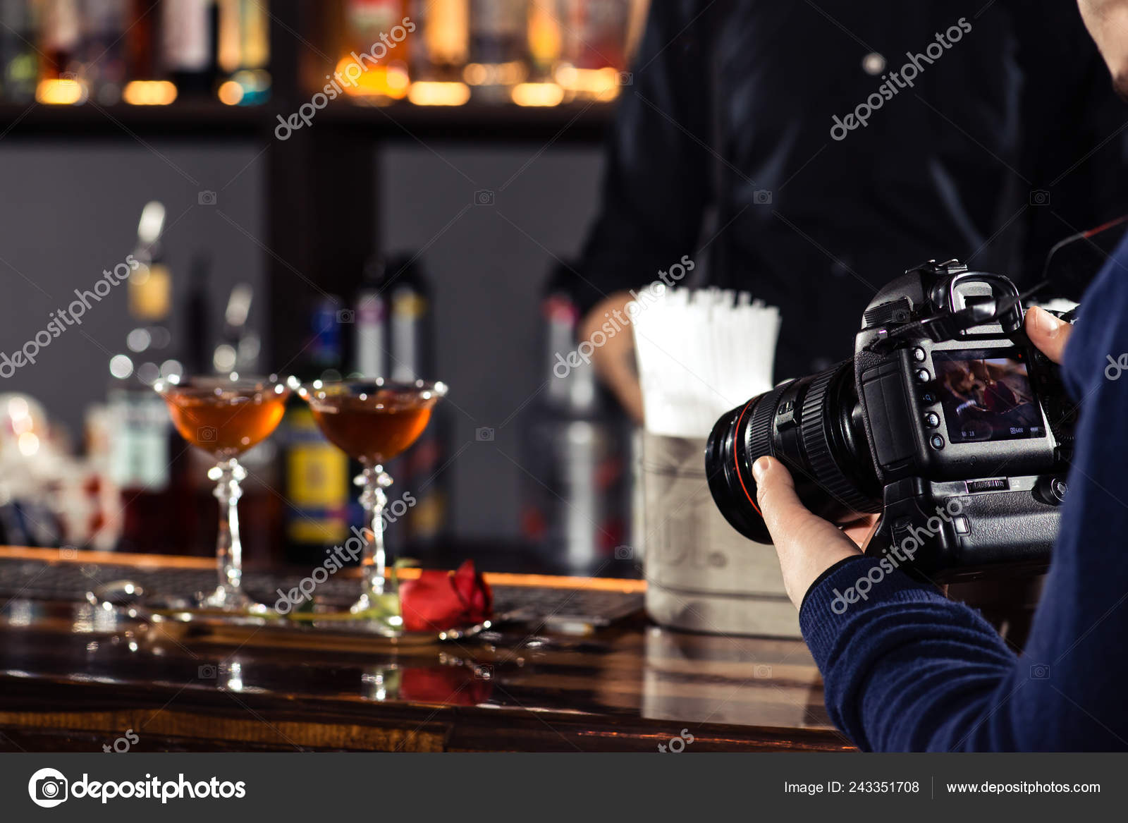 Photographer Professional Camera Takes Pictures Cocktail Bar — Stock ...