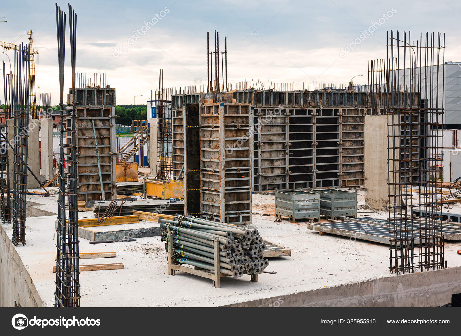 Skyscraper Foundation Construction