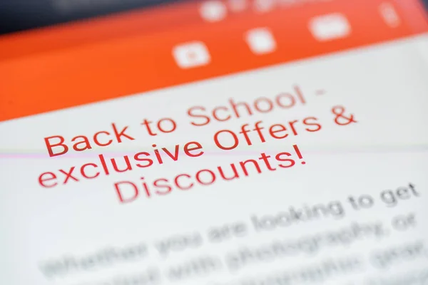 Target student discount verification images libres de droit, photos de ...