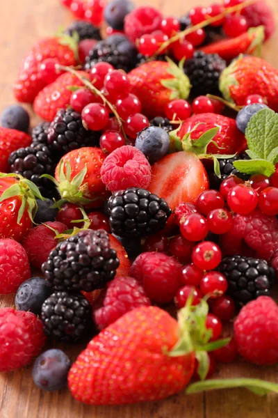 Fondo frutos rojos Stock Photos, Royalty Free Fondo frutos rojos Images ...