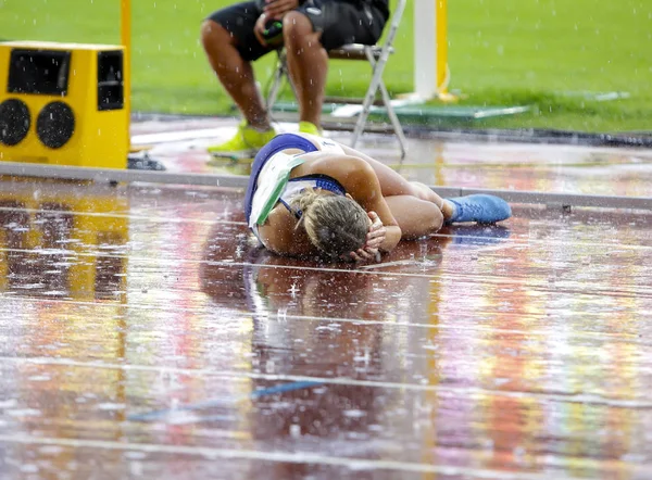 Deportista llorando Stock Photos, Royalty Free Deportista llorando ...