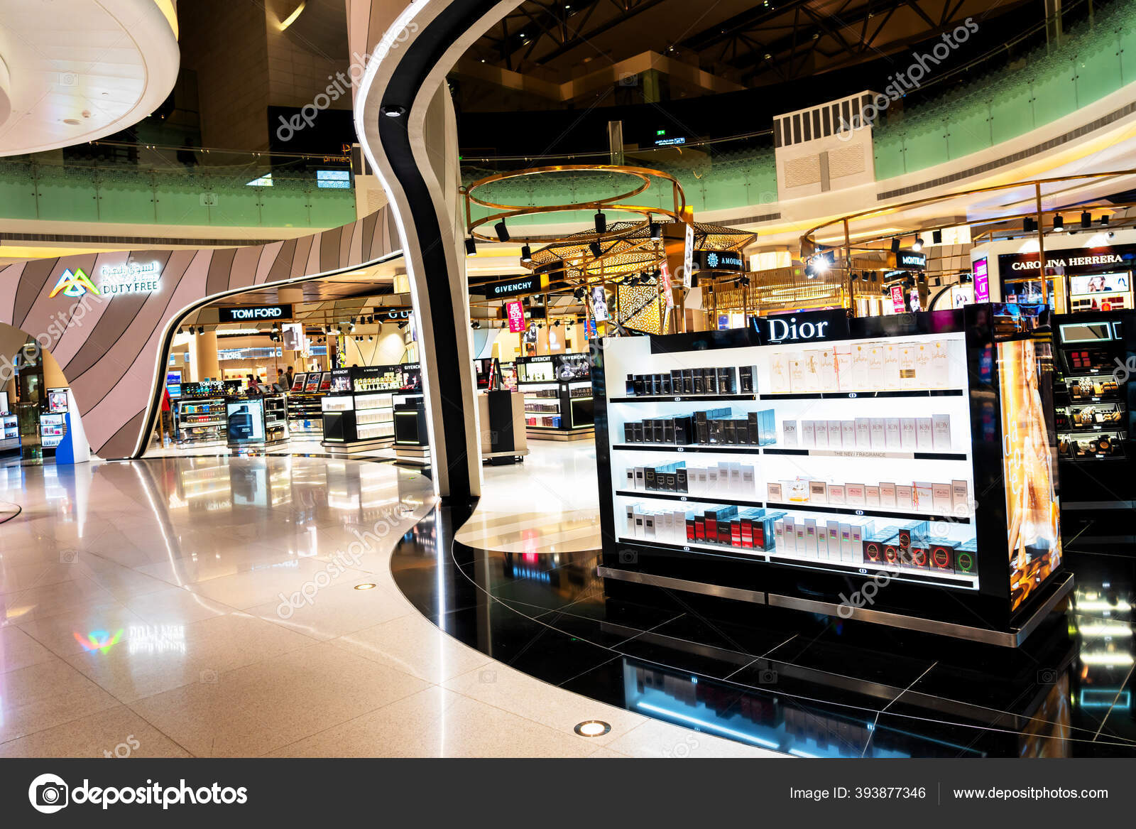 Muscat Oman Dec 2018 Duty Free Shops Muscat International Airport — Stock Editorial Photo ...