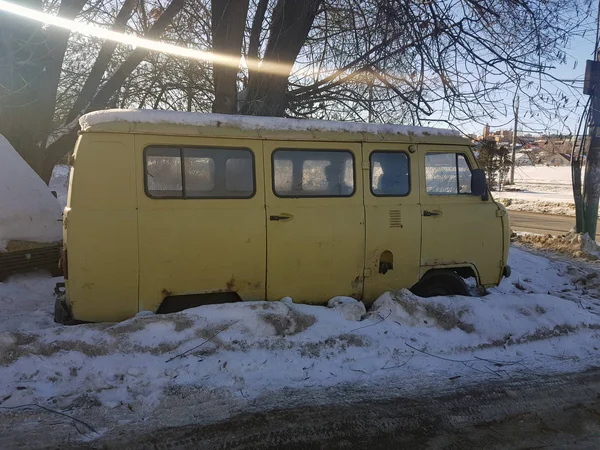 Te koop in garage Stock Photos, Royalty Free Te koop in garage Images ...