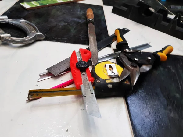 Compound bow repairs Stock Photos, Royalty Free Compound bow repairs ...