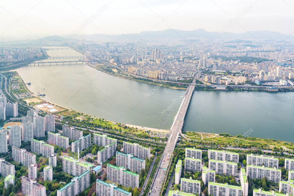 Increíble vista superior del río Han (Hangang) en Seúl, Corea del Sur ...