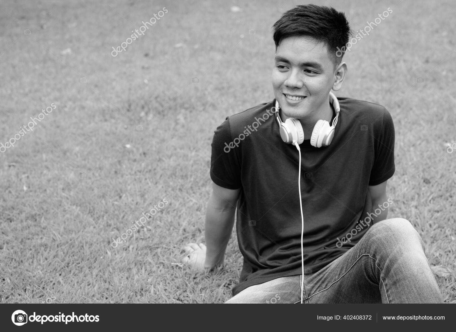 Portrait Young Handsome Filipino Man Relaxing Park Black White — Stock ...