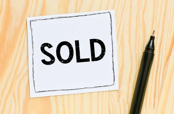 Sold sign Stock Photos, Royalty Free Sold sign Images | Depositphotos