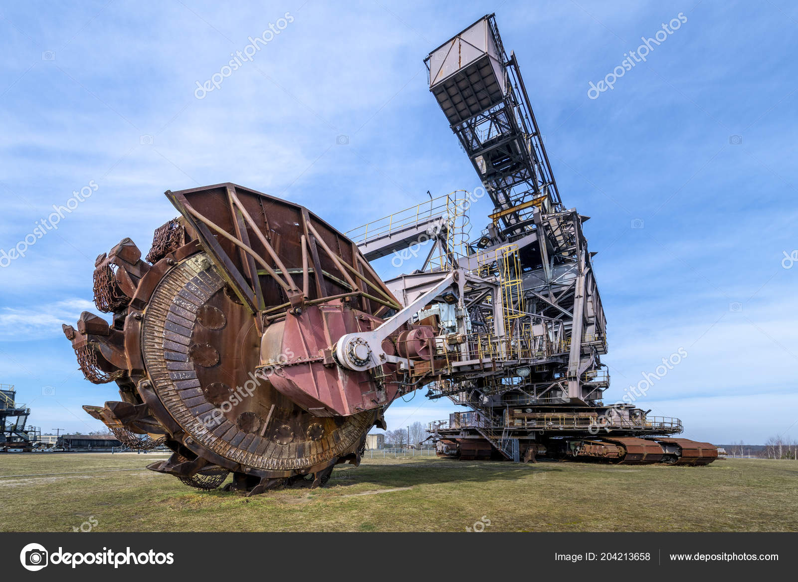 Giant Machines