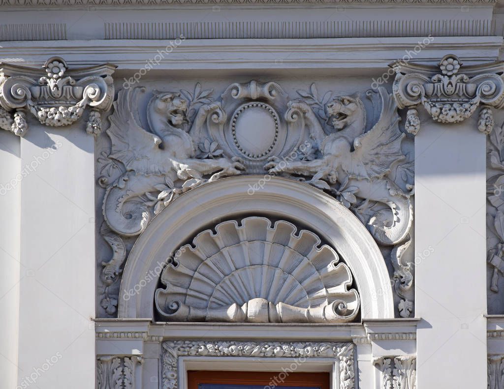 La antigua mansión del general Alexei Yermolov fue reconstruida en 1851 ...