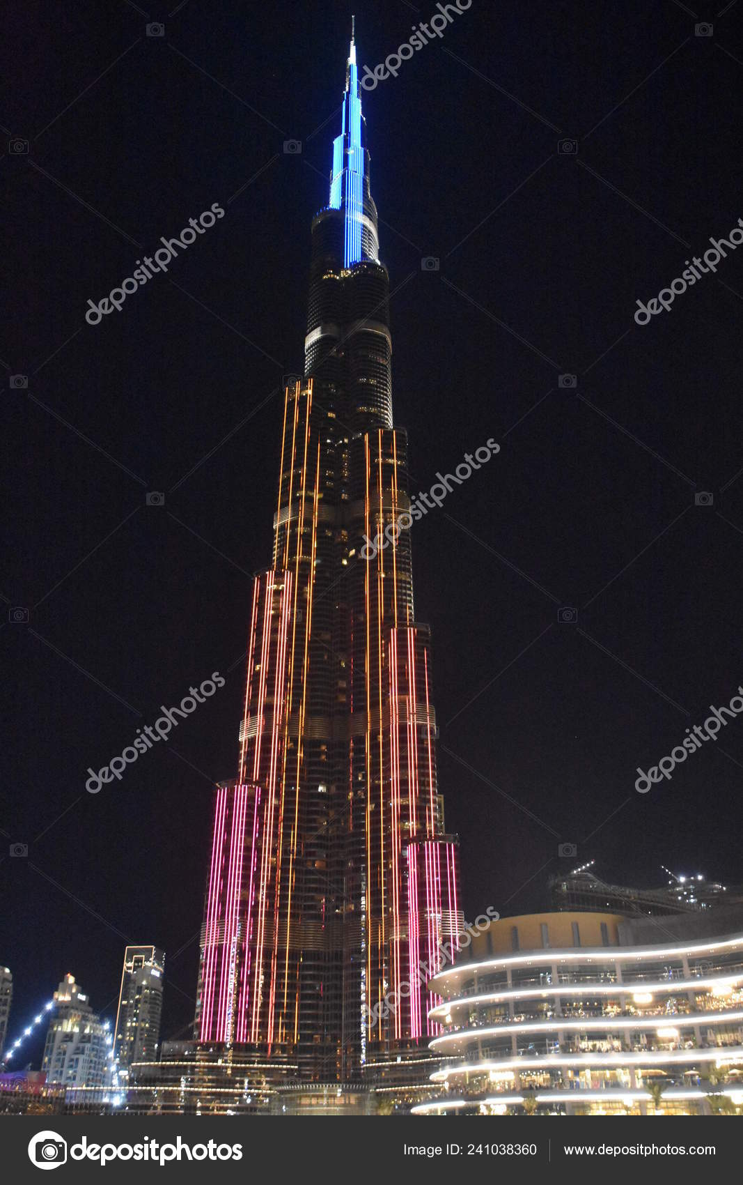 Dubai Uae Dec Led Lights Show Burj Khalifa Dubai Uae – Stock Editorial ...
