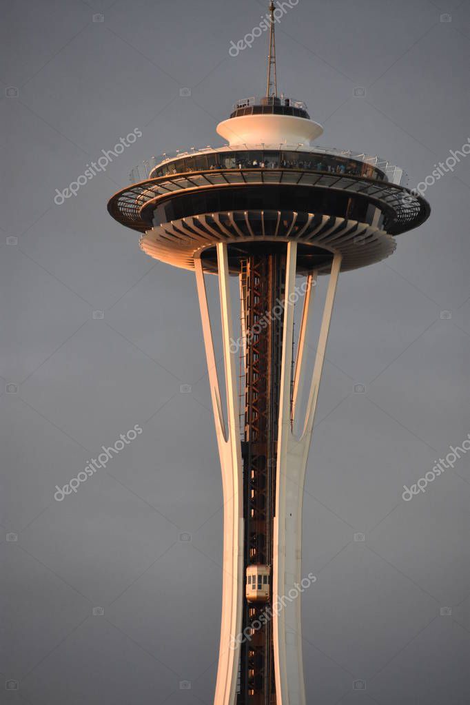 SEATTLE, WA - JUN 13: Aguja Espacial en Seattle, Washington, el 13 de ...