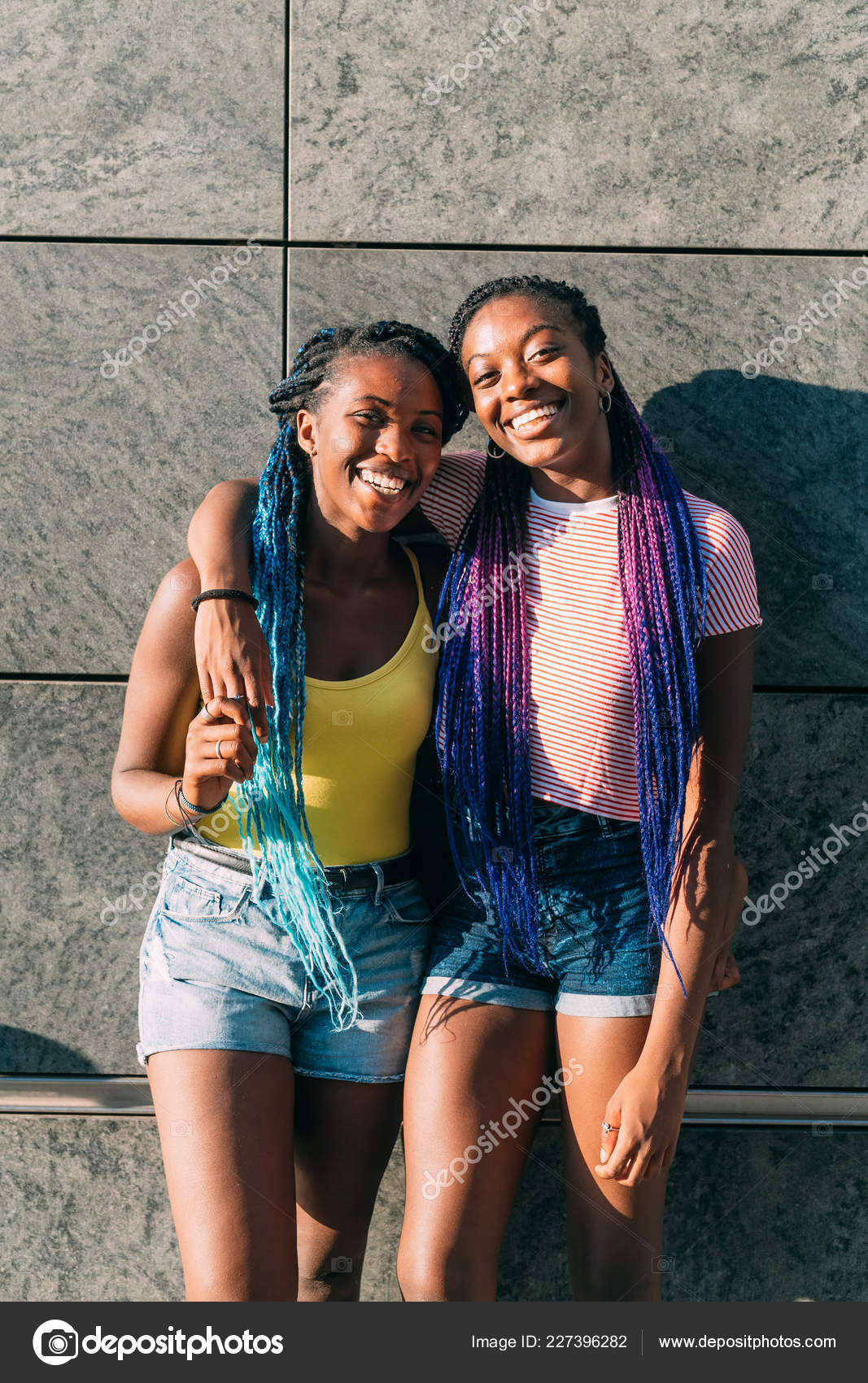 Two Sisters Outdoor Posing Hugging Looking Camera Smiling Happiness ...