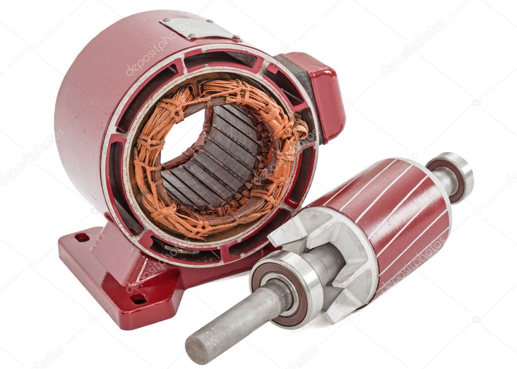 Rotor y estator de motor eléctrico, aislado sobre fondo blanco 2023