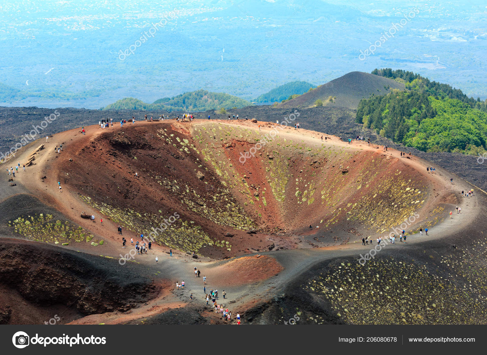 Etna Italy June 2017 Path Summer Etna Volcano Mountain Craters — Stock ...