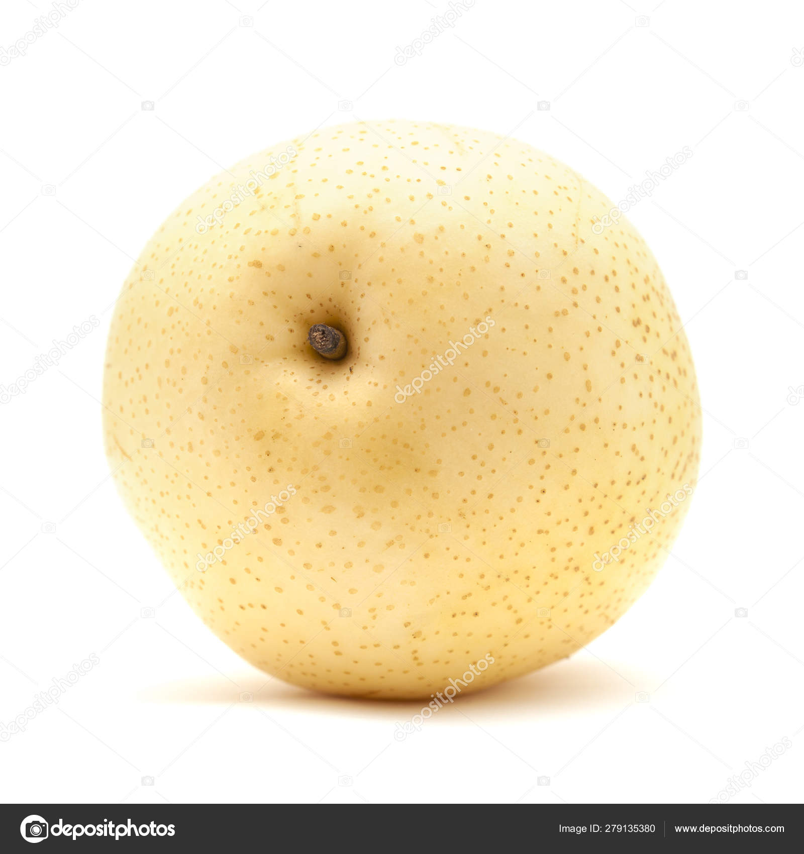Asian pear fruit isolated on white — Stock Photo © Tamara_k #279135380